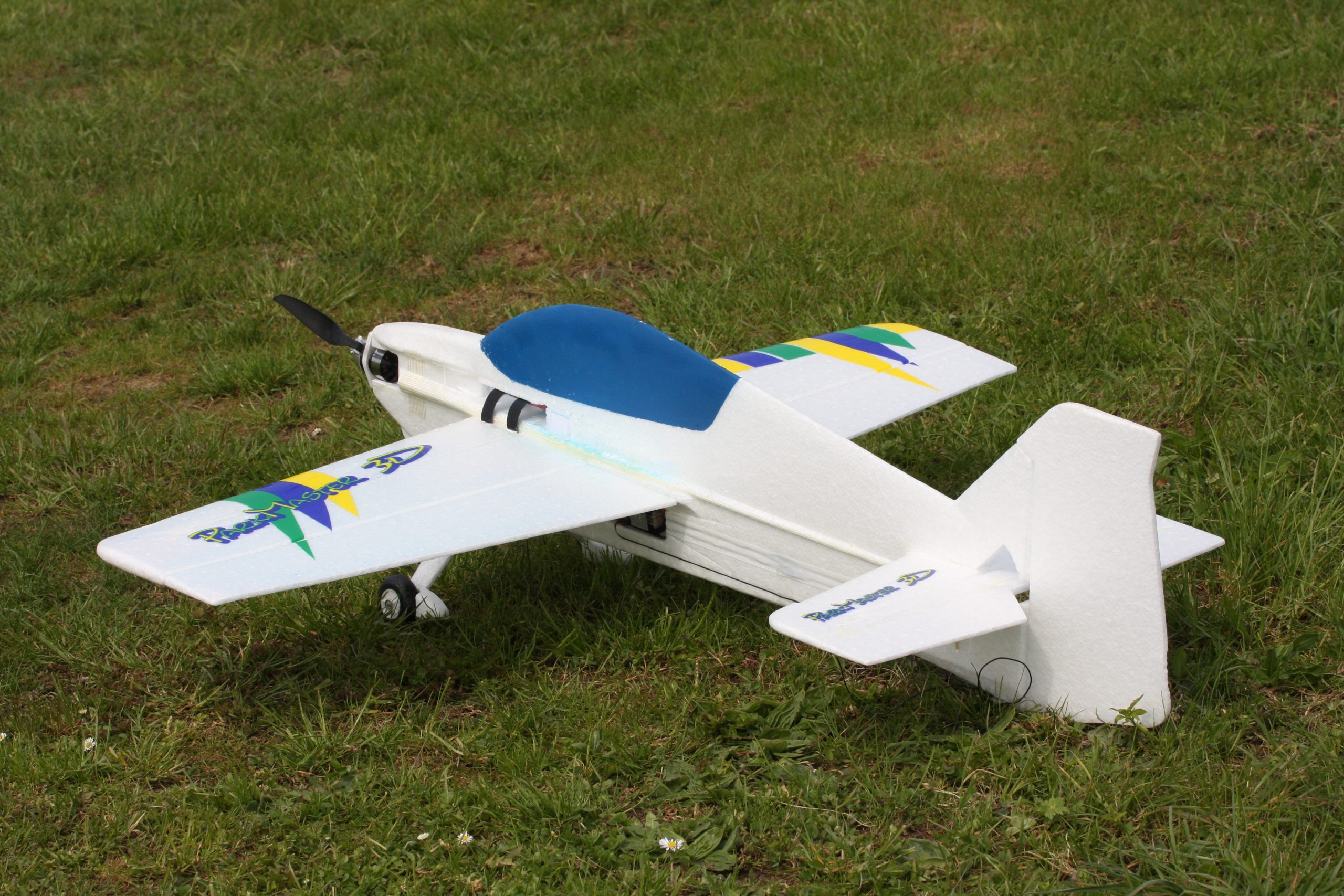 Parkmaster Pro von Multiplex - Marcus Meißner's Modellbauseiten